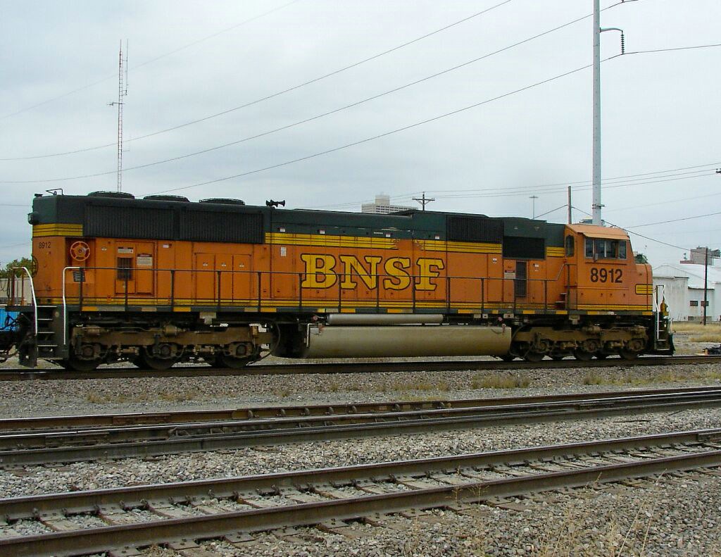 BNSF 8912